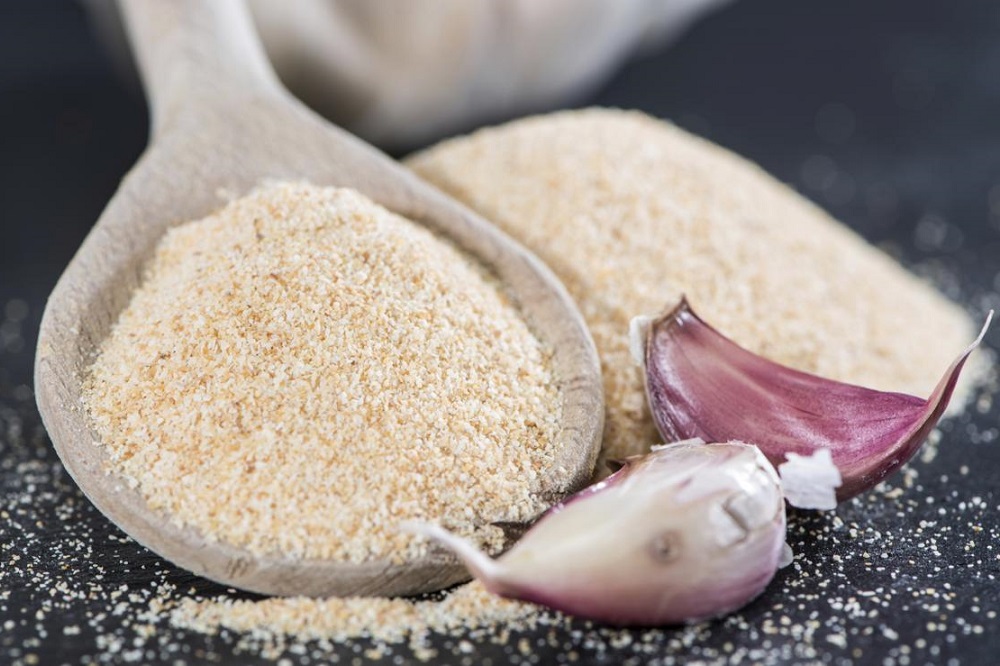 Ail granulé vs. Poudre d'ail - Épices Review