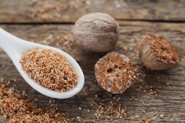 Qu'est-ce que la noix de muscade ? - Épices Review